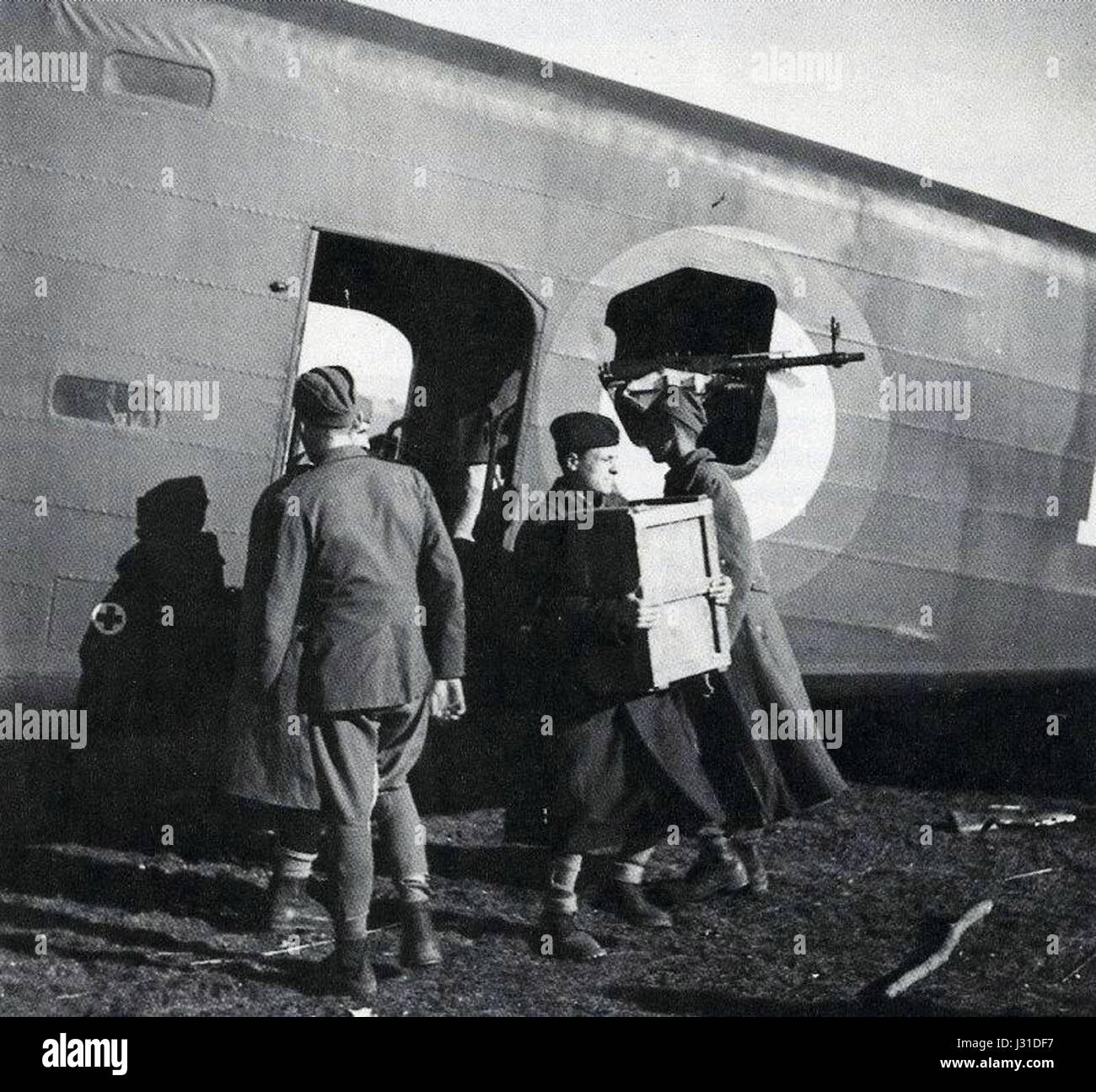 Savoia marchetti sm 82 hi-res stock photography and images - Alamy