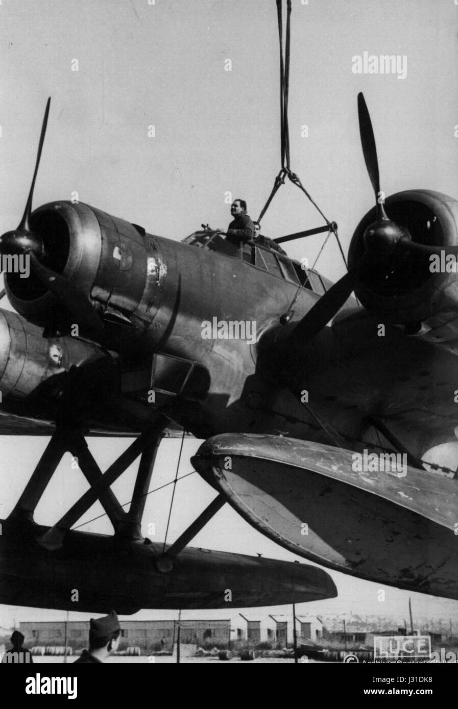 Crda cant z 506b airone hi-res stock photography and images - Alamy