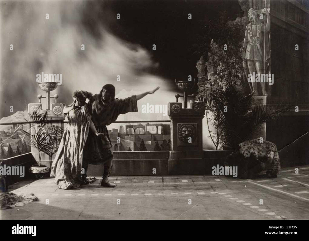 Helena and Paris in La caduta di Troia 1911 Stock Photo - Alamy