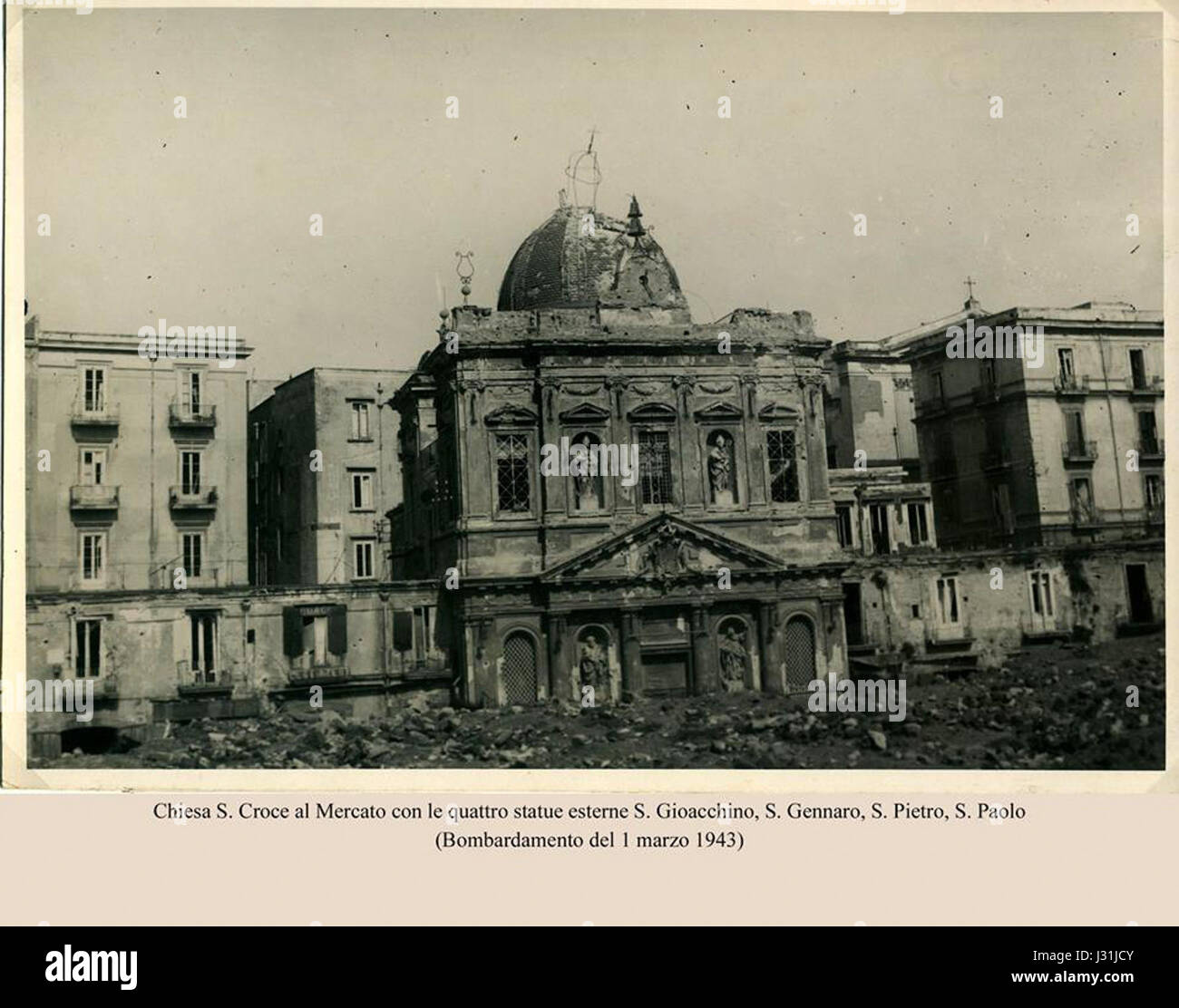 Napoli mercato hi-res stock photography and images - Alamy