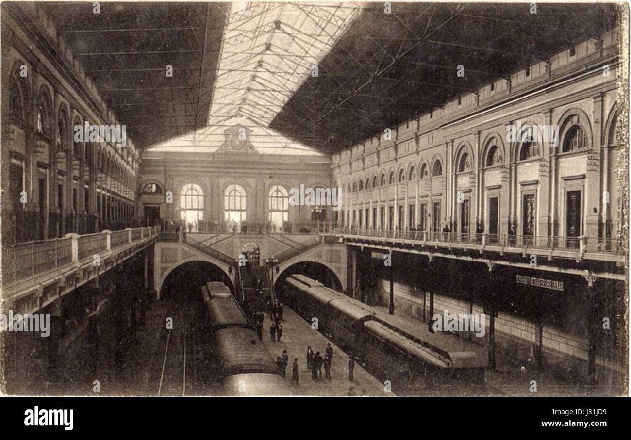 Napoli, Stazione Garibaldi Stock Photo - Alamy