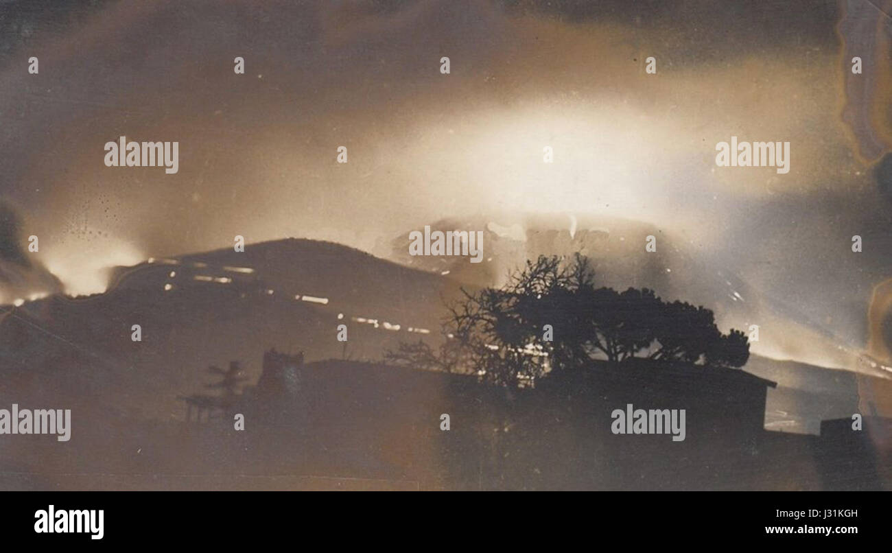 1944 eruption mount vesuvius hi-res stock photography and images - Alamy