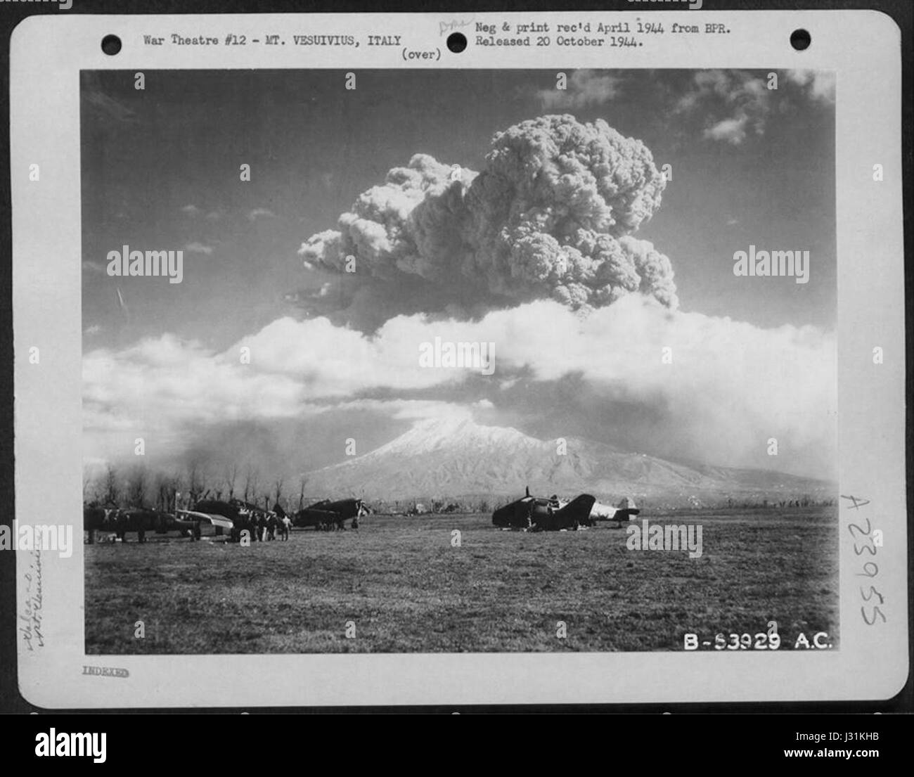 1944 vesuvius Black and White Stock Photos & Images - Alamy
