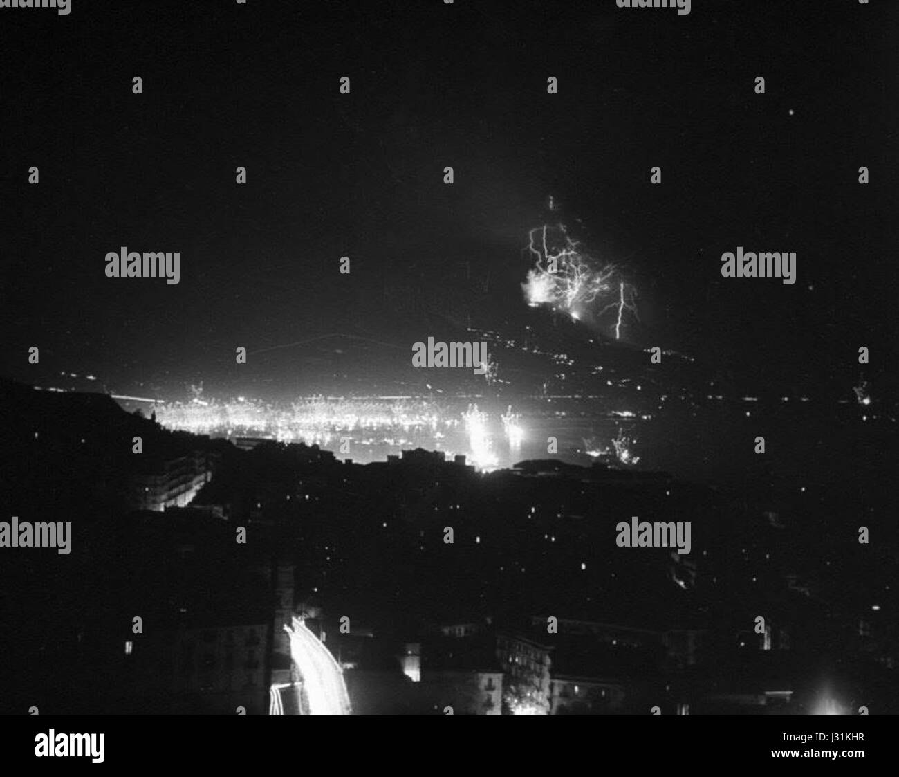 1944 eruption mount vesuvius hi-res stock photography and images - Alamy