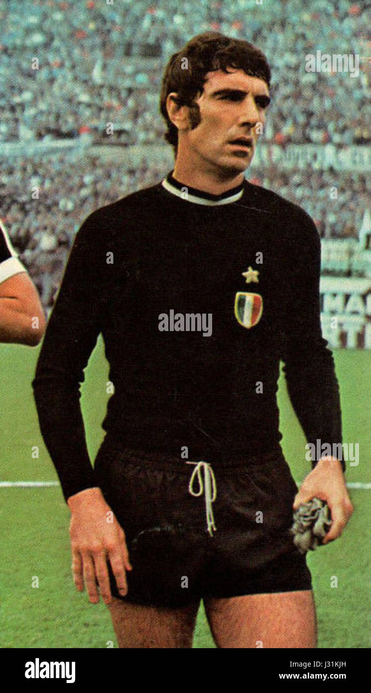 Juventus FC's 1973 squad included legendary goalkeeper Dino Zoff, a key ...