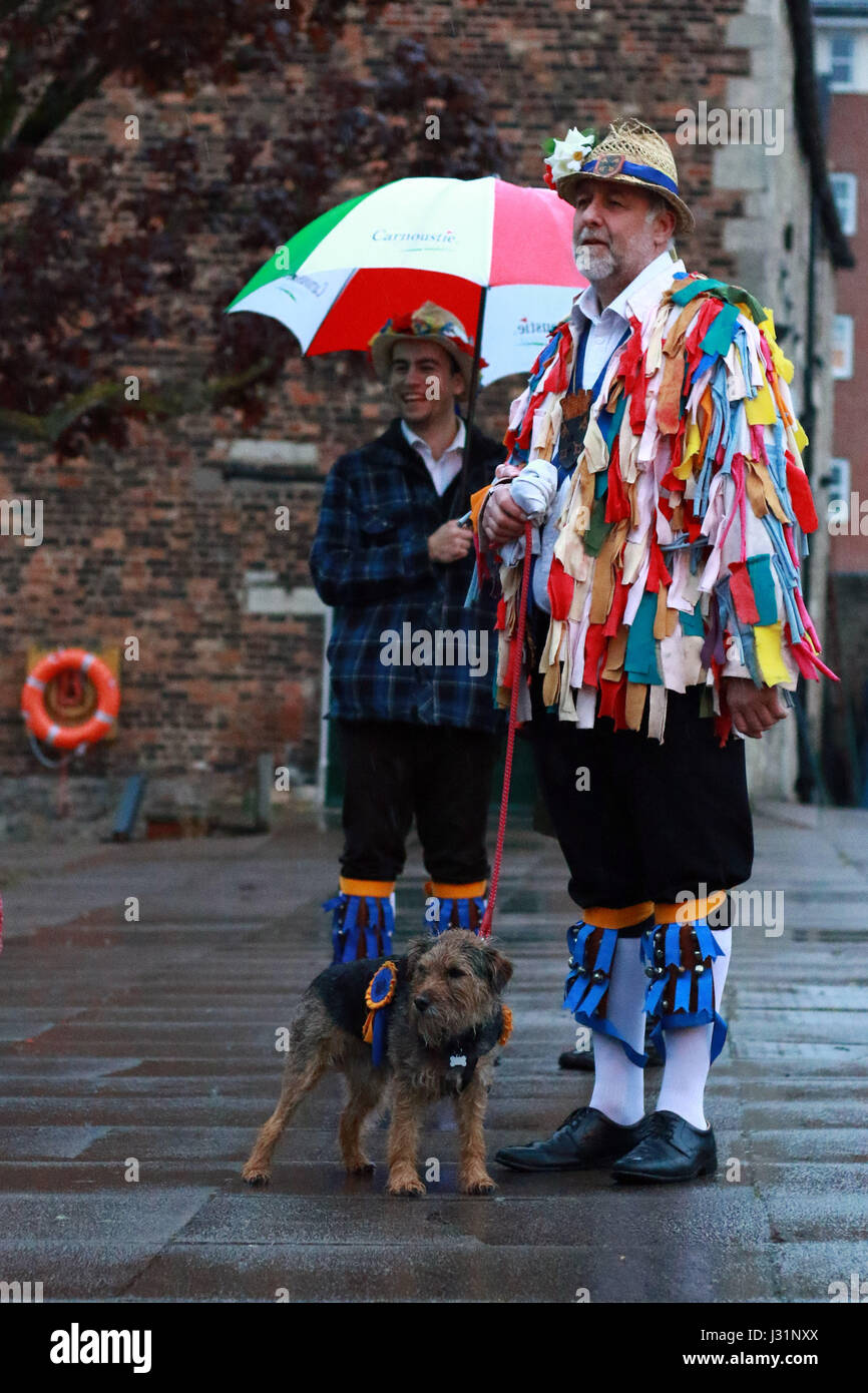 May day morris dancing peterborough hi-res stock photography and images ...