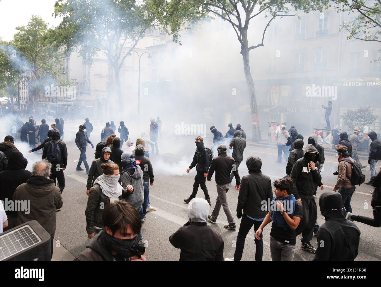 Paris, France. 1st May, 2017. Protesters anti-French presidential ...