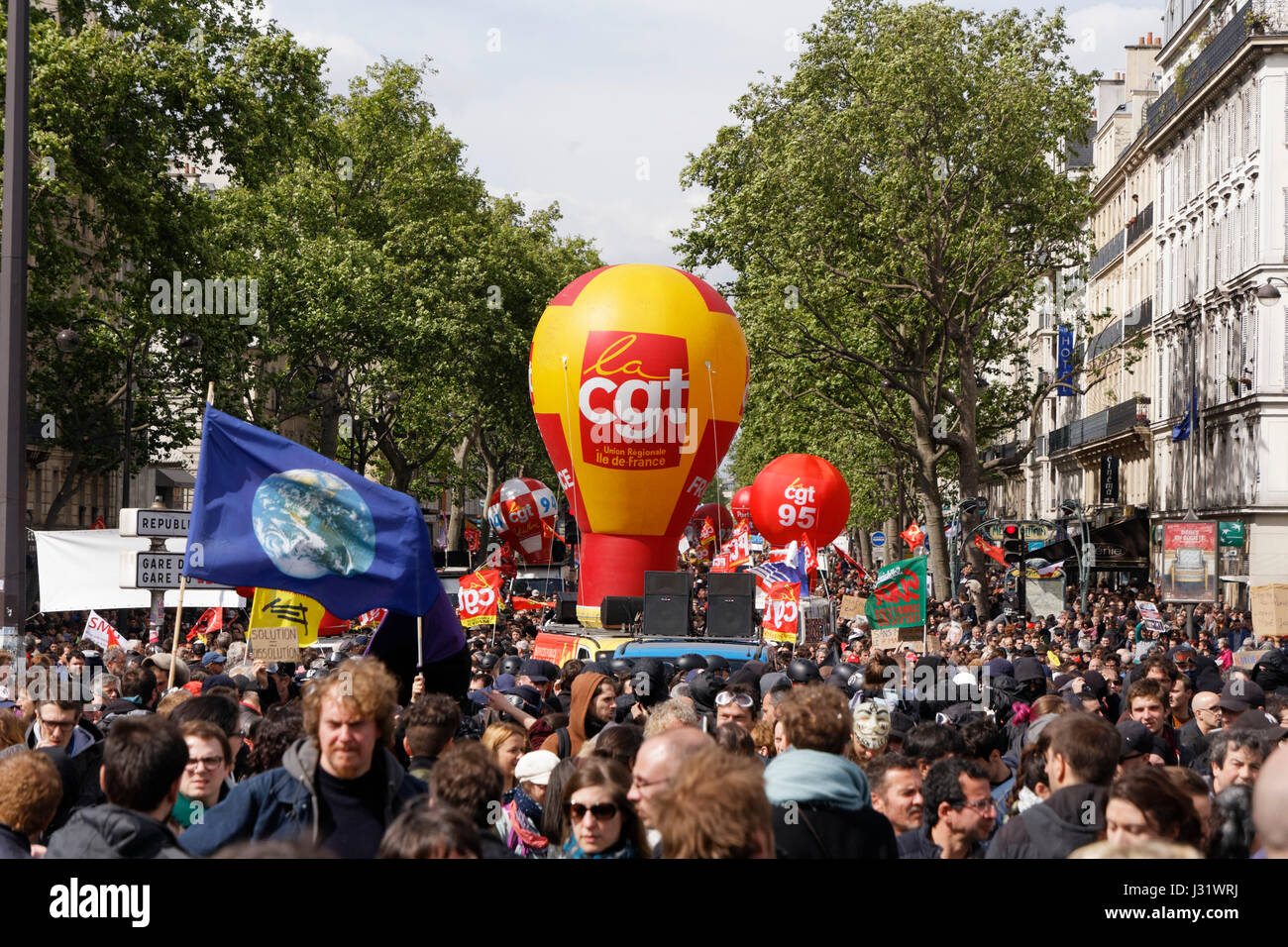 Paris, France. 1st May, 2017. Demonstrators attend the annual May Day ...