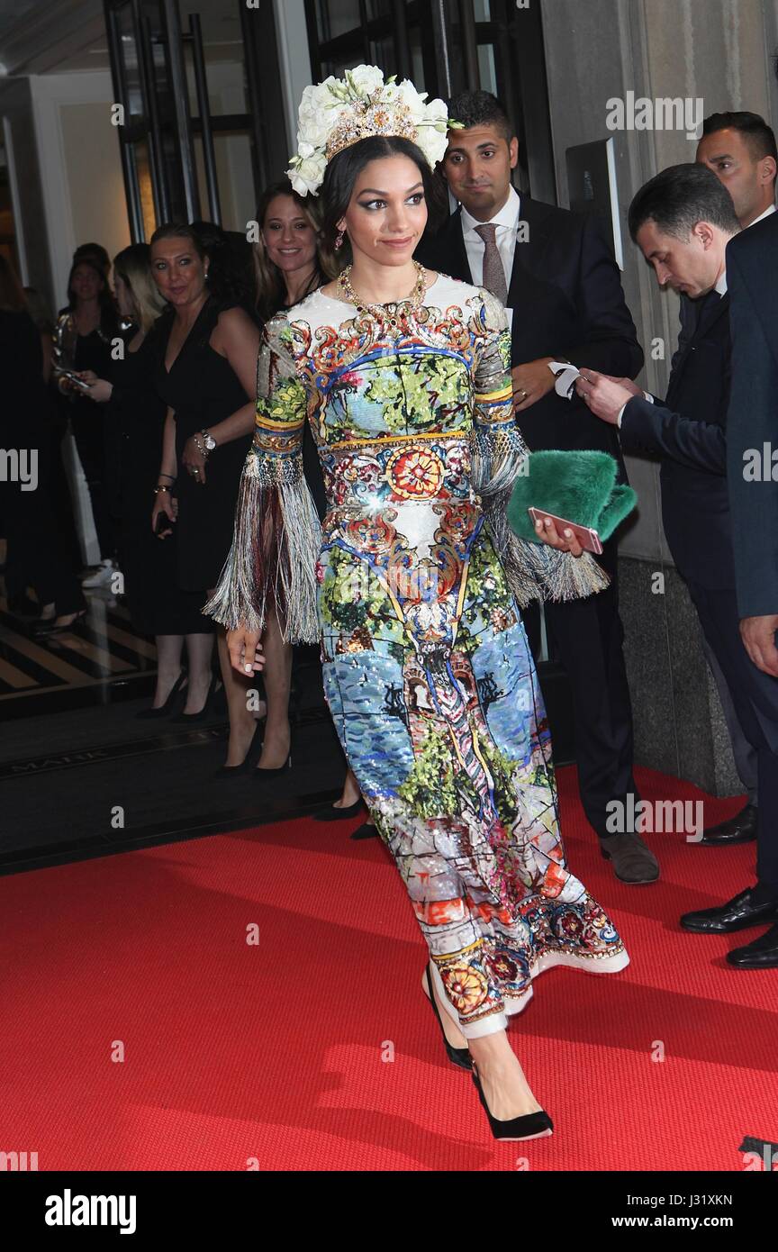 New York, NY, USA. 1st May, 2017. Corinne Fox seen leaving The Mark ...