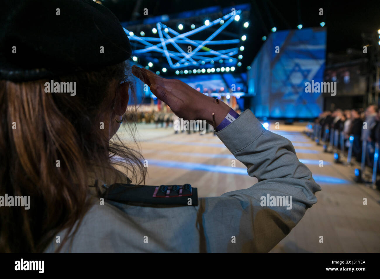 Female soldiers of the israeli army hi-res stock photography and images ...