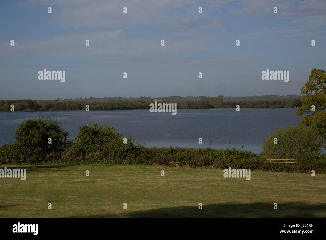 Rutland Water, UK. 2nd May, 2017. UK Weather. Blue skies over Rutland ...