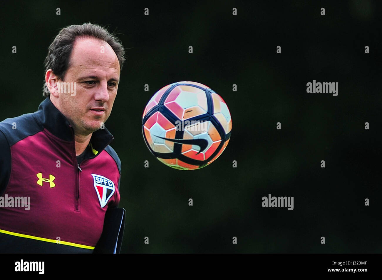 SÃO PAULO, SP - 02.05.2017: TREINO DO SPFC - Rogério Ceni during ...