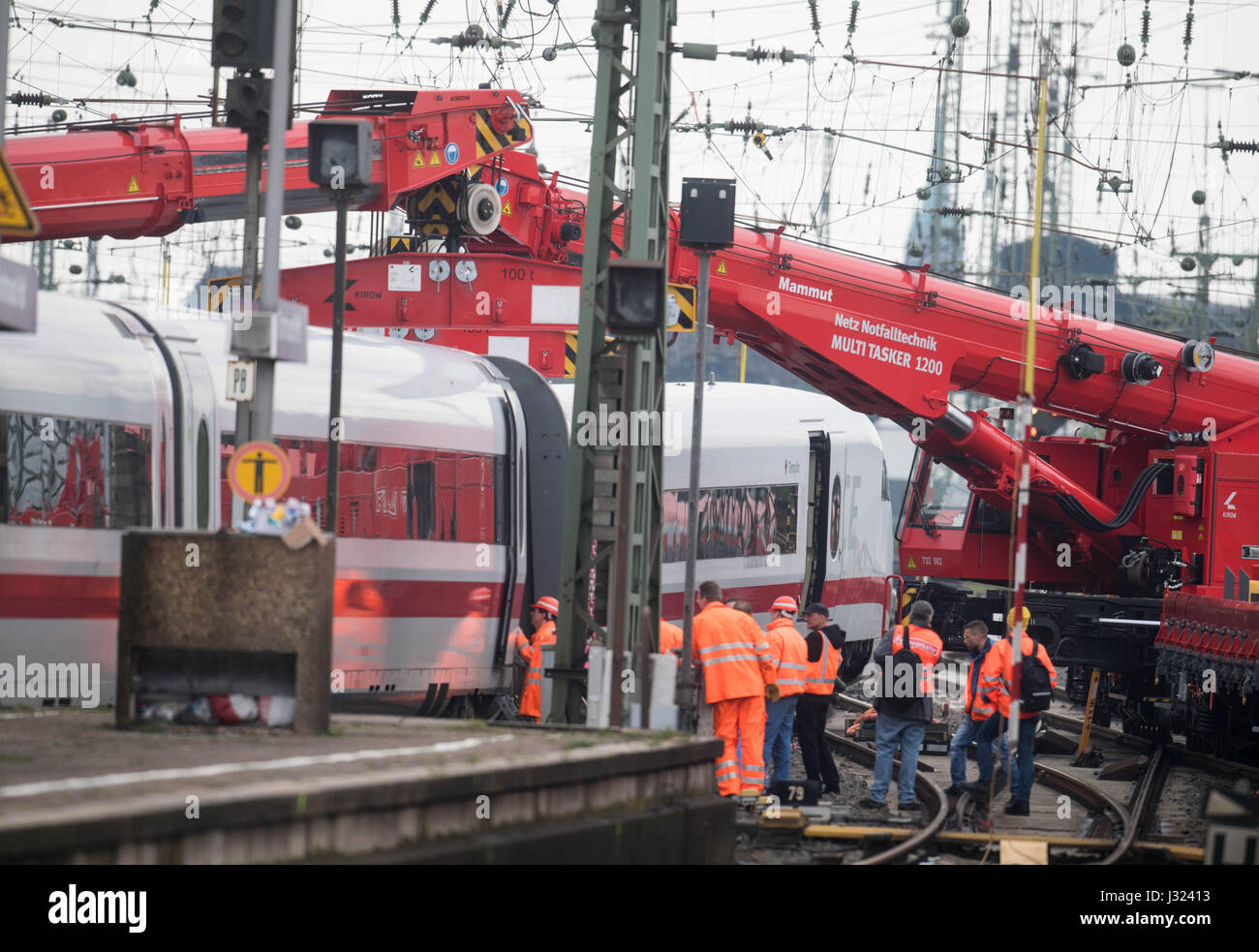 Dortmund, Germany. 2nd May, 2017. A derailed intercity express (ICE ...