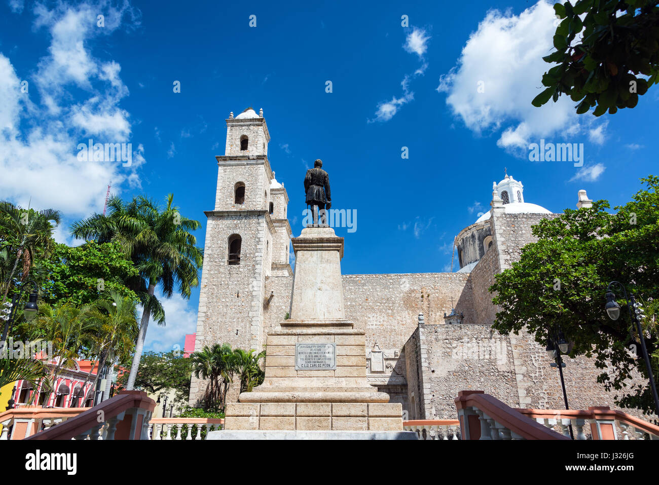 Jesuit church in heart of Merida, Mexico Stock Photo - Alamy