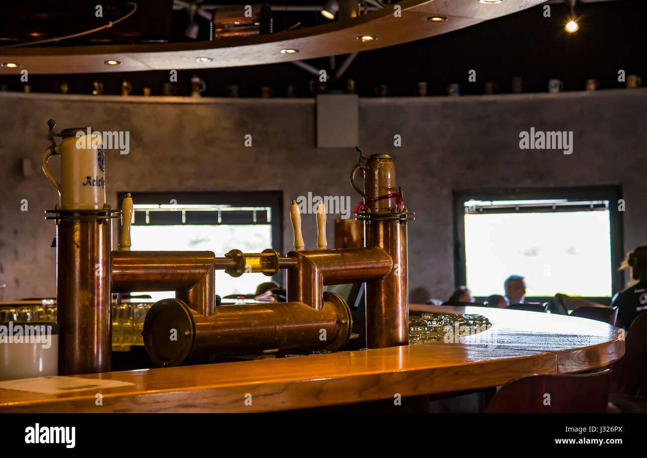 Winecaps hi-res stock photography and images - Alamy