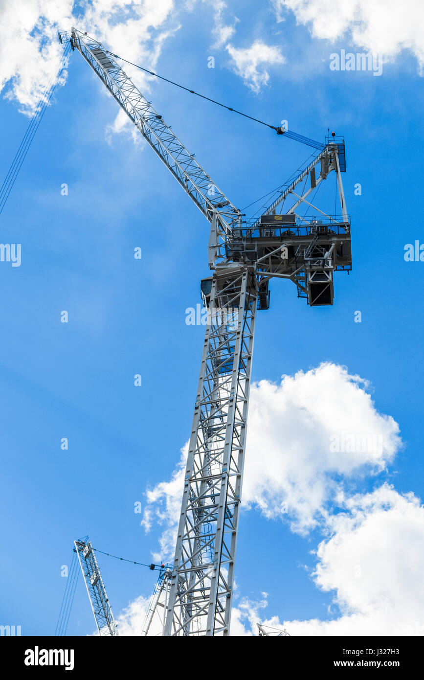 Tower cranes at the Southbank Place construction site, The Shell Centre ...
