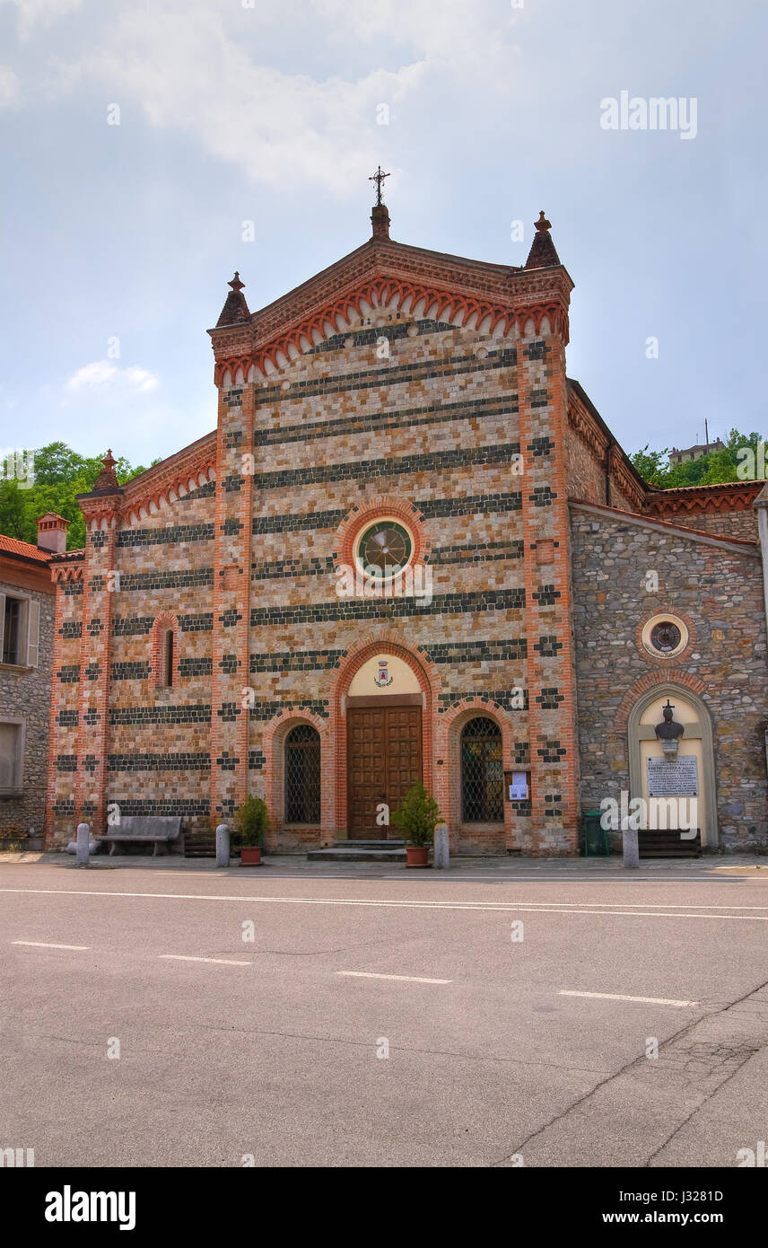 Church of Perino. Emilia-Romagna. Italy Stock Photo - Alamy