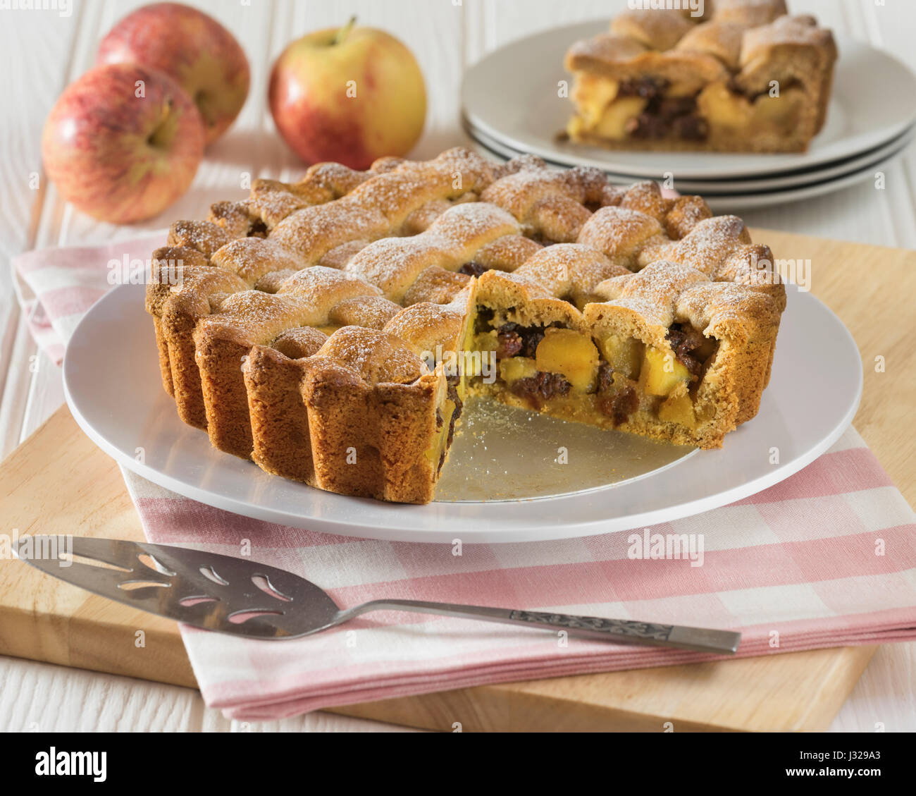 Appeltaart. Dutch apple tart. Netherlands Food Stock Photo - Alamy