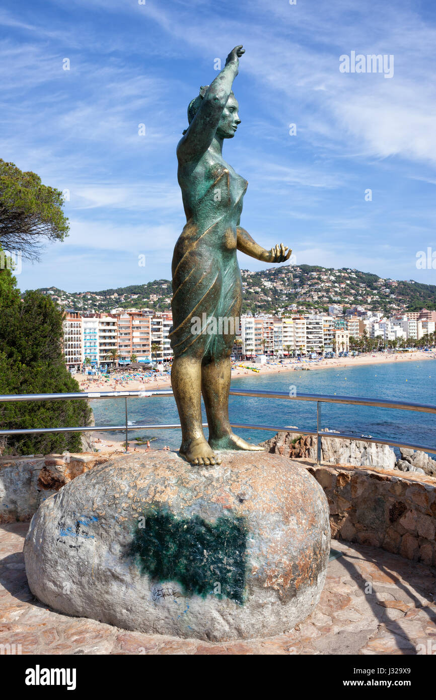 Spain, Lloret de Mar, Dona Marinera - The Fisherman's Wife monument ...