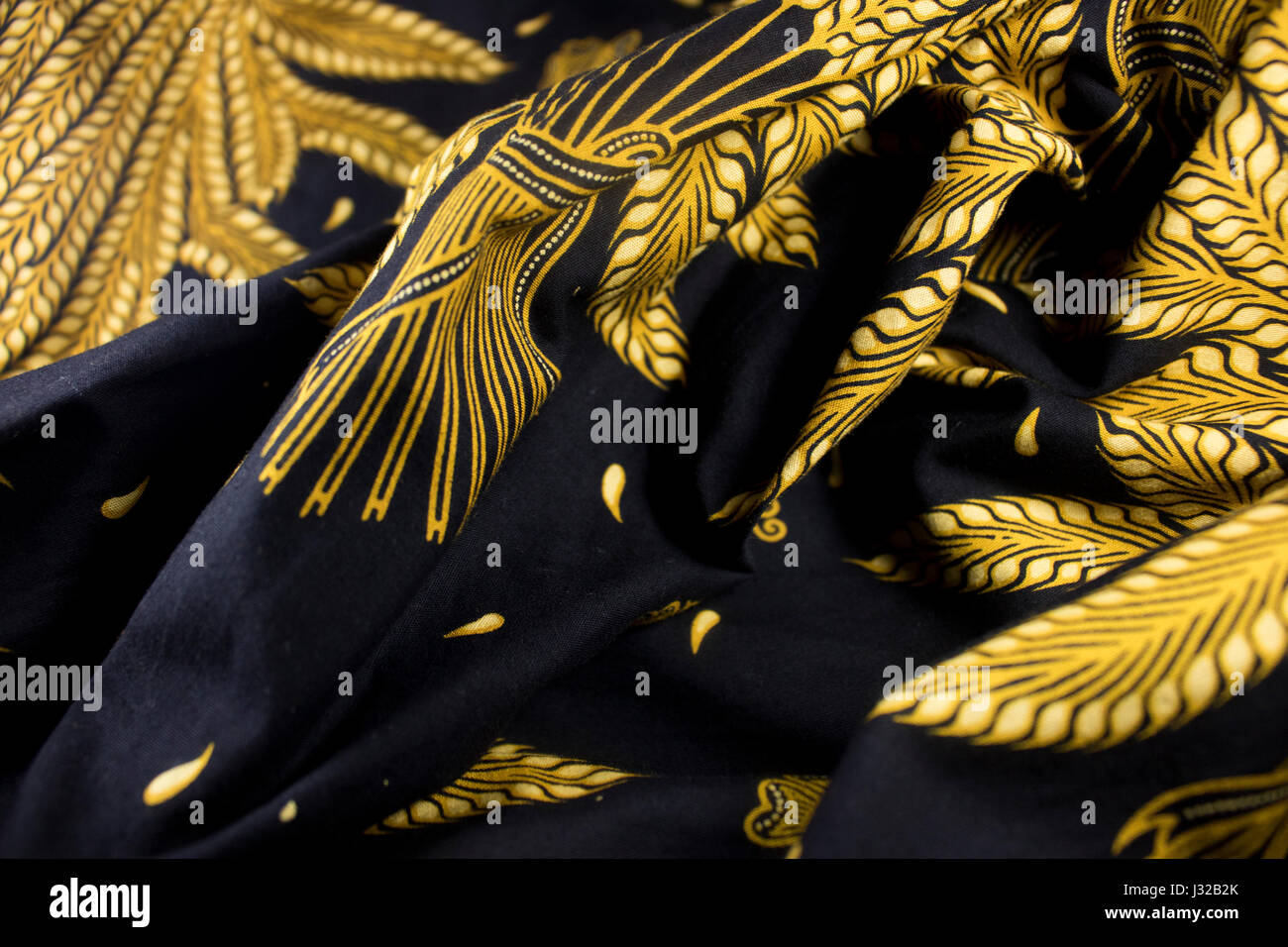 Batik shirt indonesia hi-res stock photography and images - Alamy