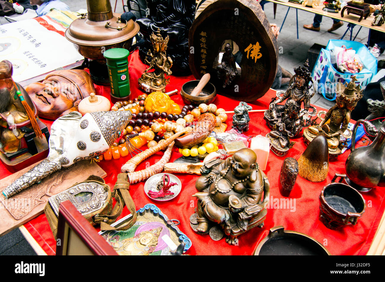Second hand street market, Xichang Road, Wanhua, Taipei, Taiwan Stock ...