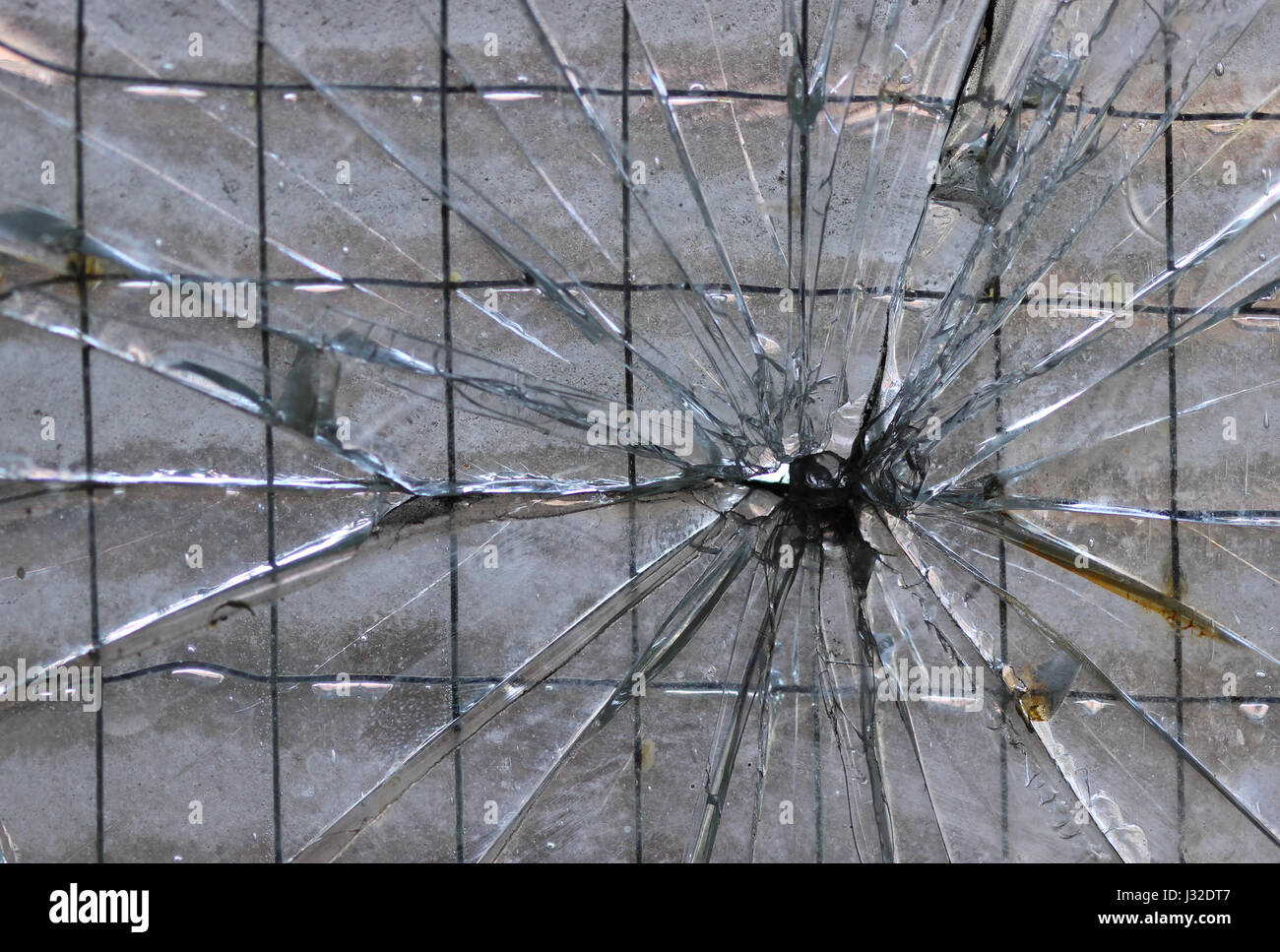 Broken glass texture seamless hi-res stock photography and images - Alamy