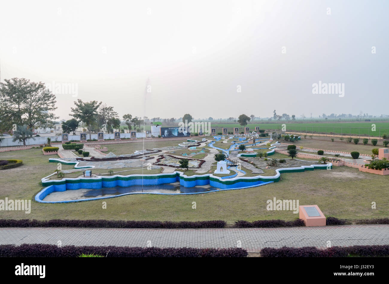 Pakistan India Border (Wagah Border) Lahore Pakistan Stock Photo - Alamy
