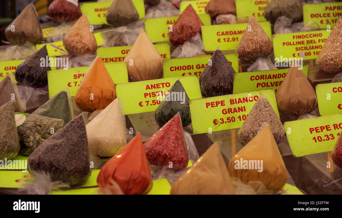 Variety of spices for sale in Rome Italy Stock Photo - Alamy