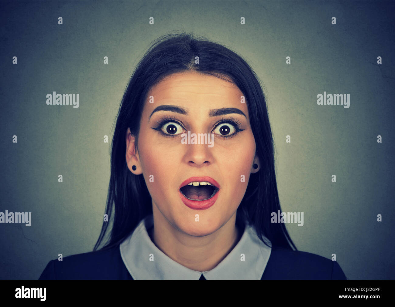 Portrait of a shocked girl Stock Photo - Alamy