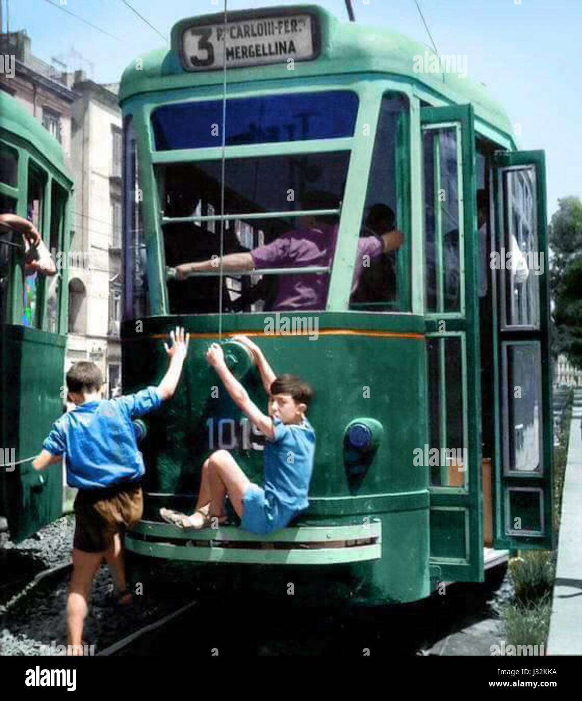 This title refers to a work or study titled 'Napoli, Tram e Scugnizzi 3 ...