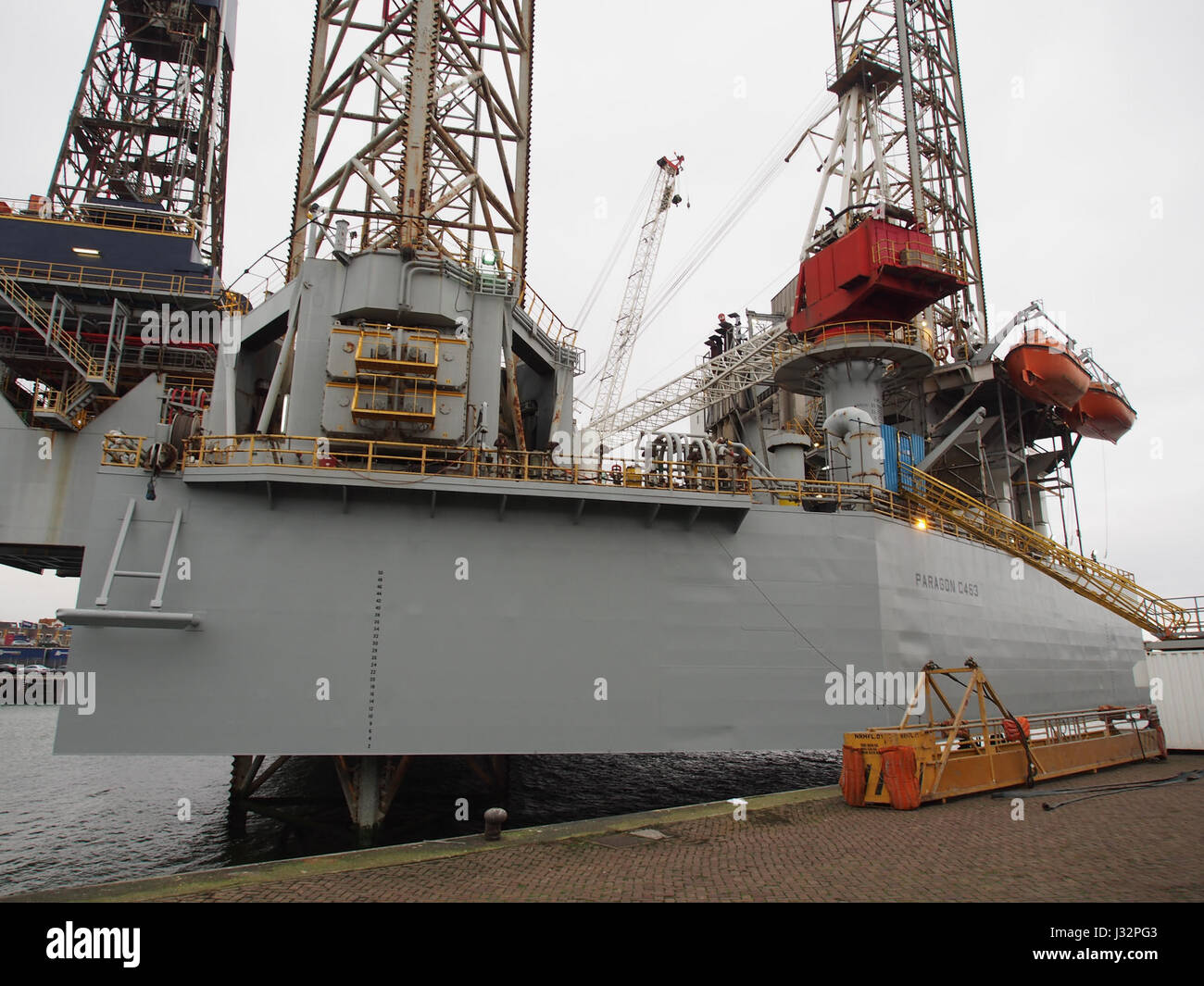 Paragon C463 (ship, 1982) IMO 8752788, IJmuiden pic4 Stock Photo - Alamy