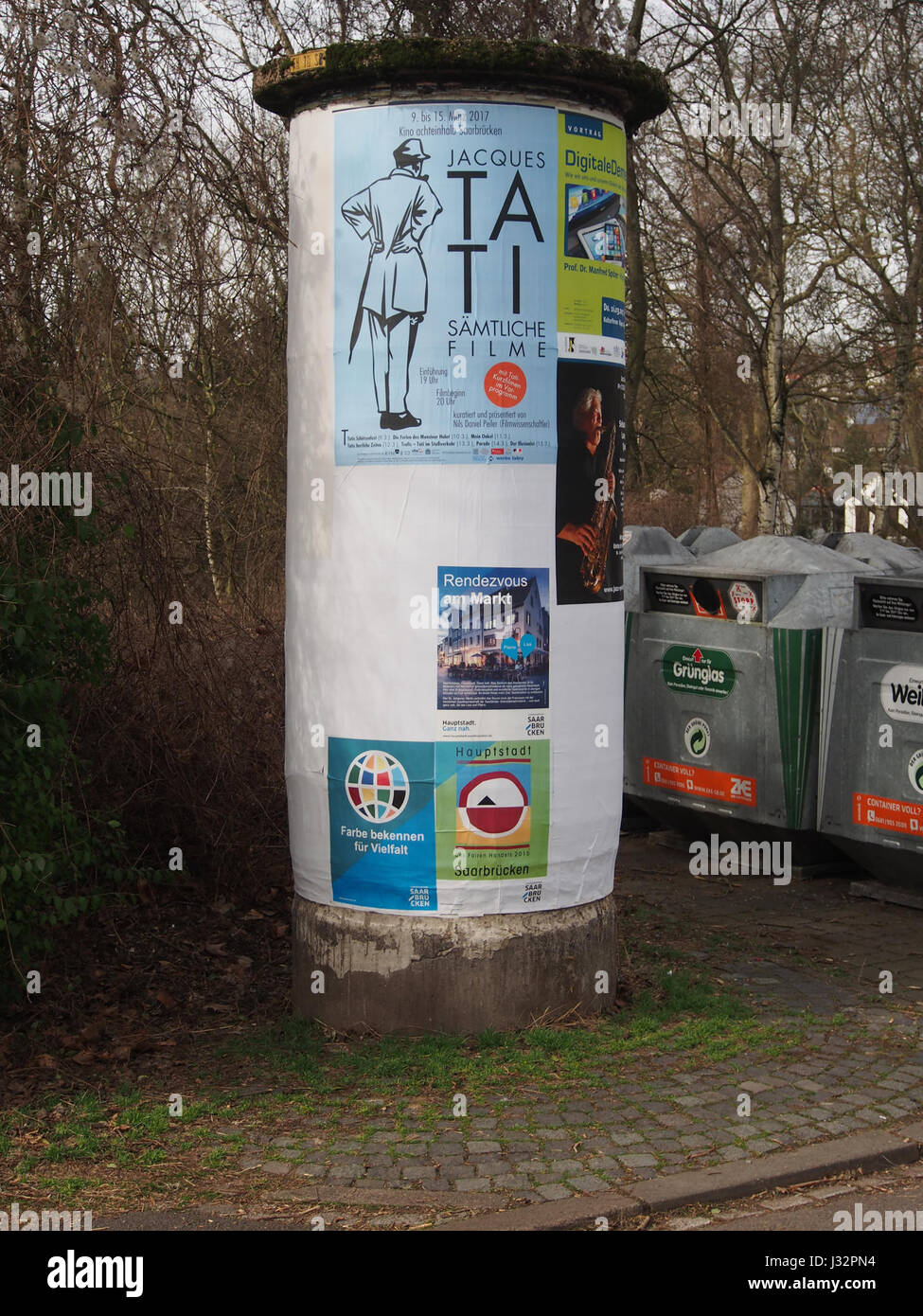 Jacques tati jacques tati jacques hi-res stock photography and images ...