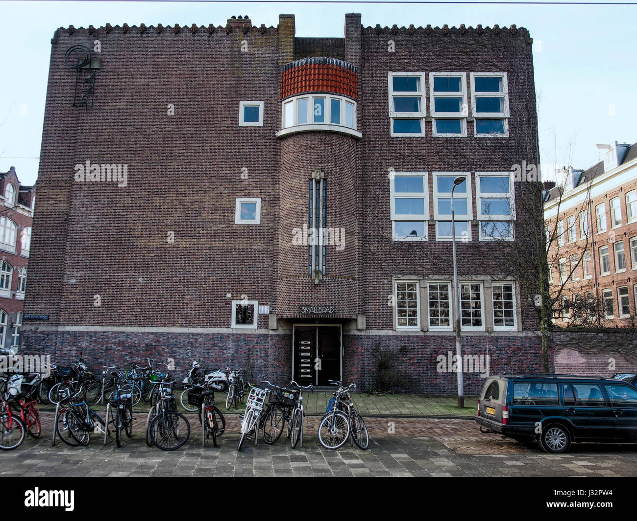 This photo captures the corner of Korte Zoutkeetsgracht and ...