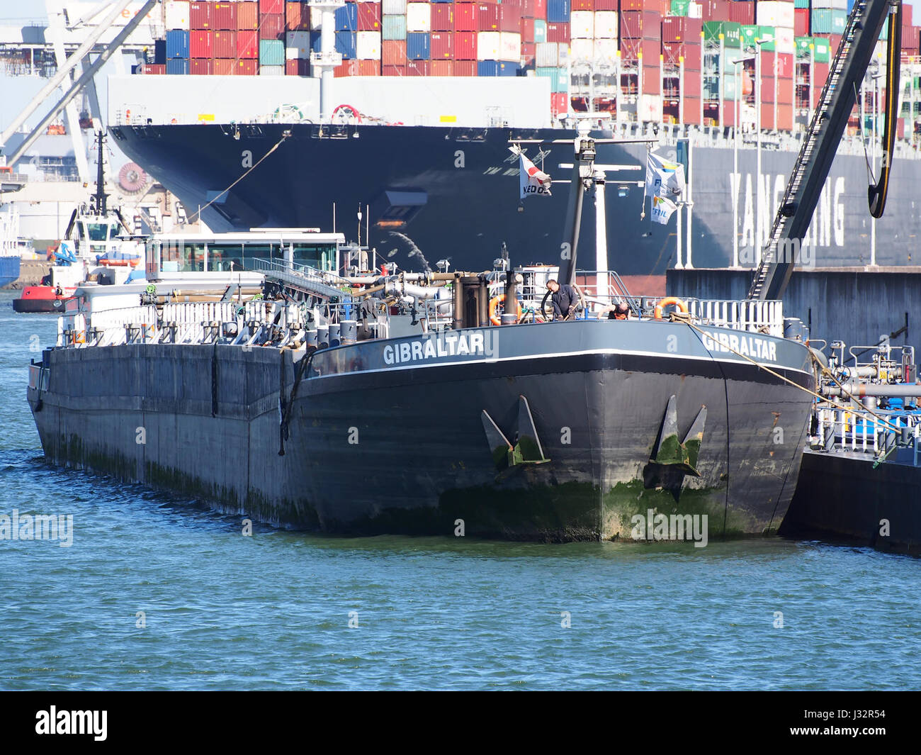 Gibraltar shipyard hi-res stock photography and images - Alamy