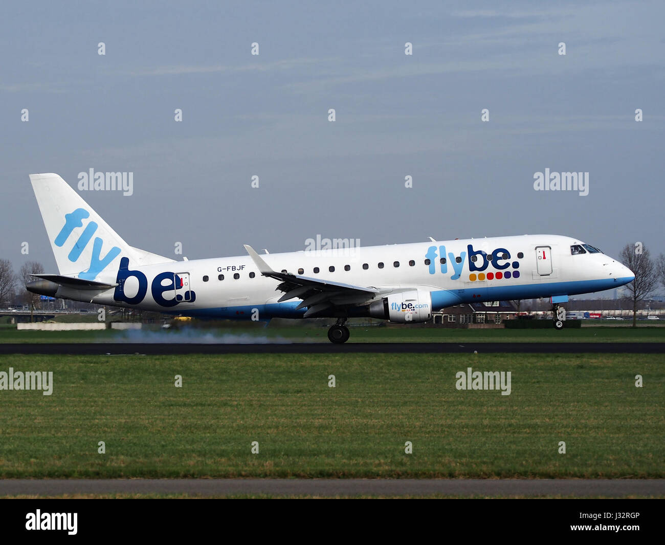 G-FBJF is an Embraer ERJ-175STD aircraft operated by Flybe. Seen at ...
