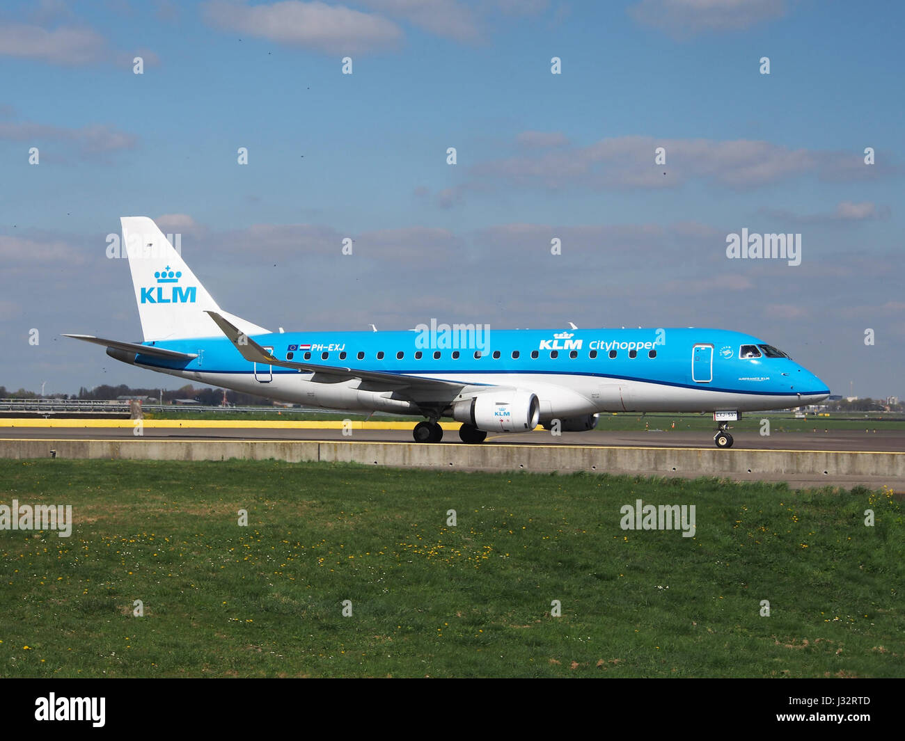 The image captures the KLM Cityhopper Embraer ERJ-175STD aircraft at ...