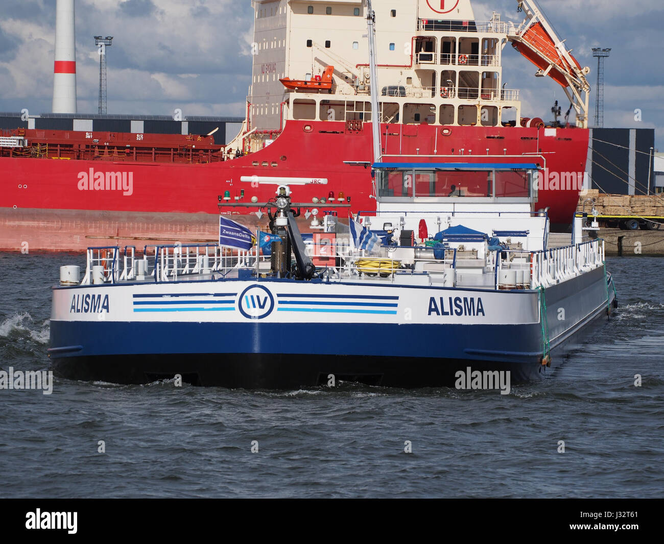 This image shows the Alisma, a ship with the ENI number 02326709 ...