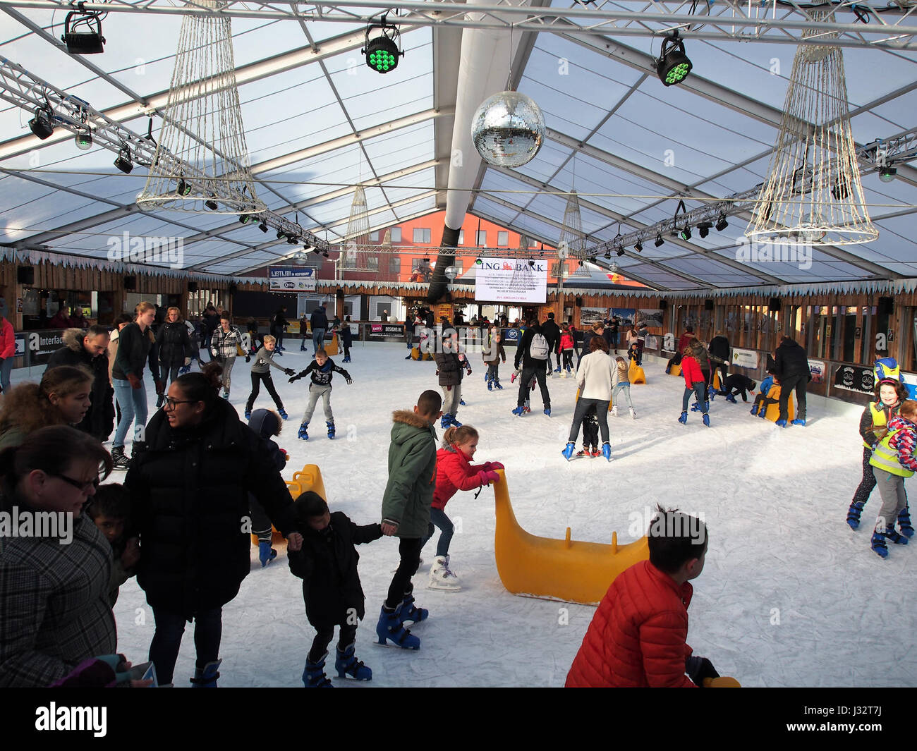 This image depicts Winterland, an ice skating rink in Hoofddorp ...