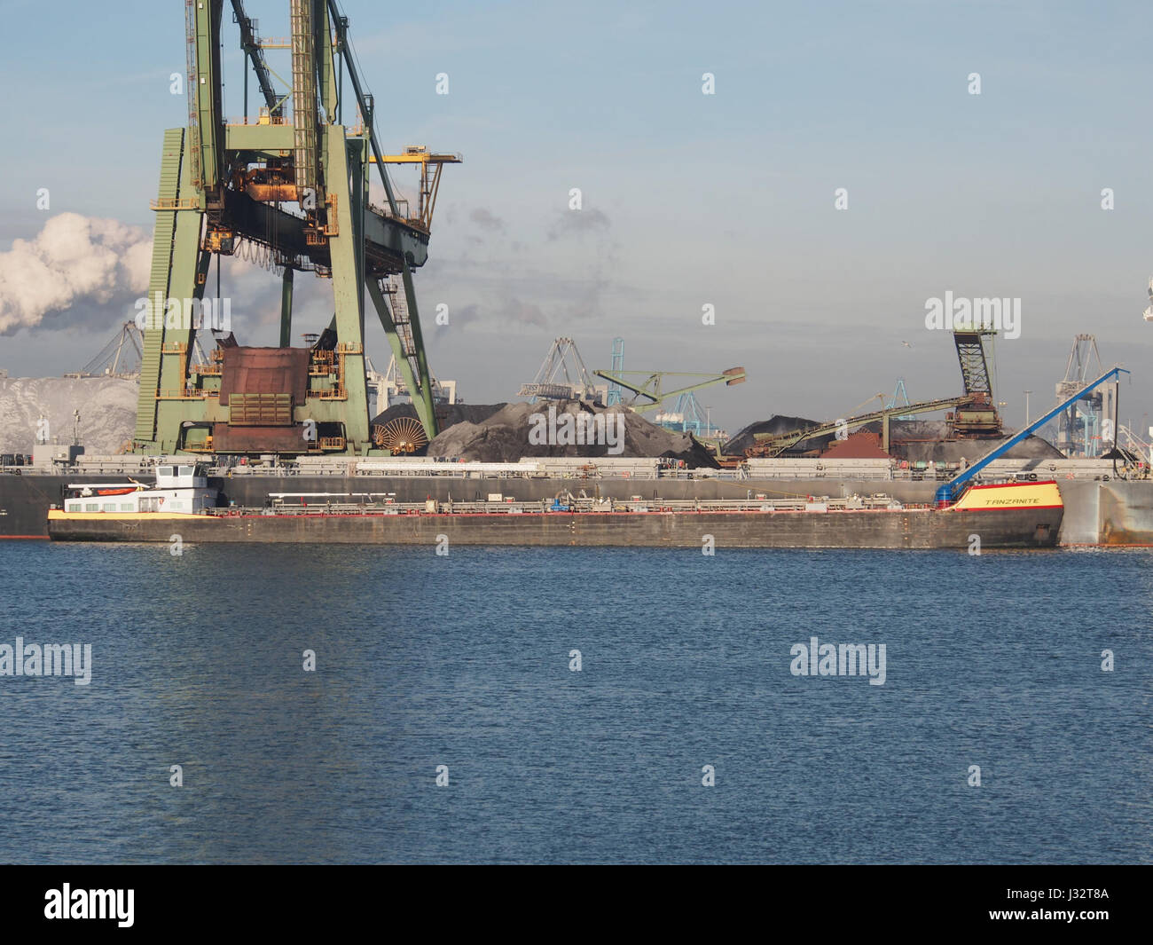 Tanzanite (ship, 2004) IMO 9306122 ENI 06004034 Port of Rotterdam pic1 ...