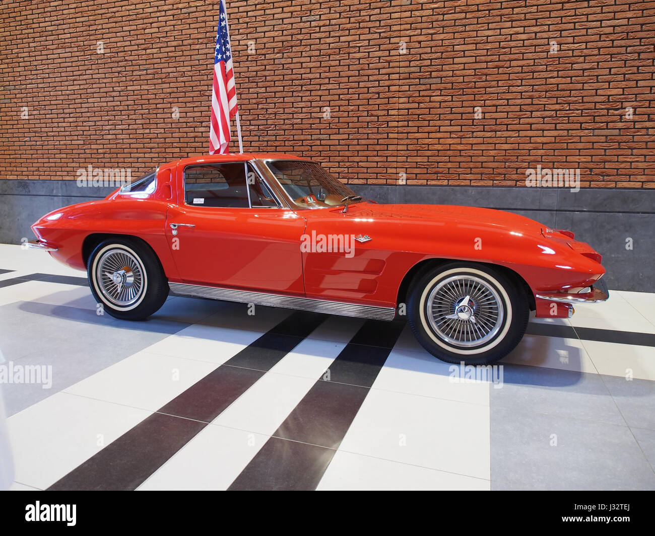 The 1963 Chevrolet Corvette Sting Ray Split Window is an iconic ...