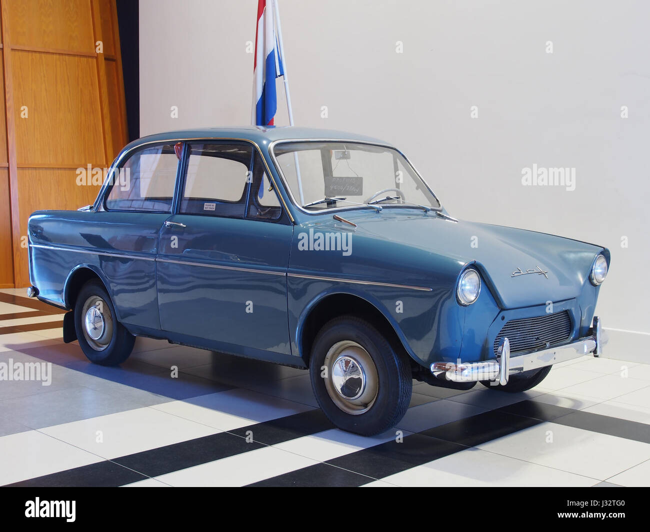 Continuously hi-res stock photography and images - Alamy