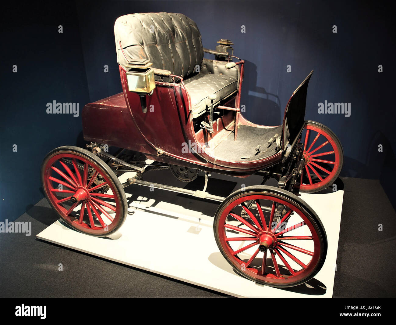 Four cylinder stanhope hi-res stock photography and images - Alamy