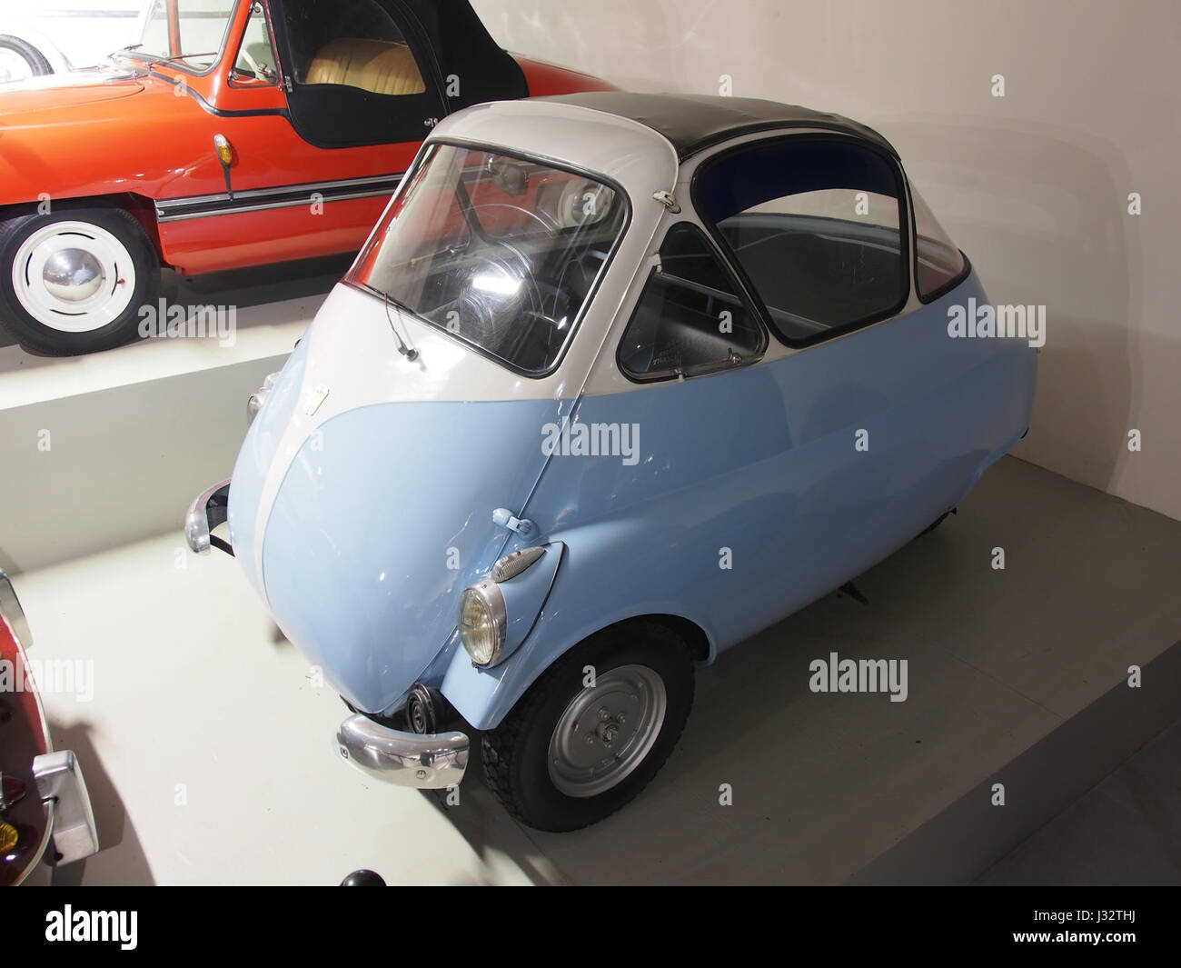 Iso isetta hi-res stock photography and images - Alamy
