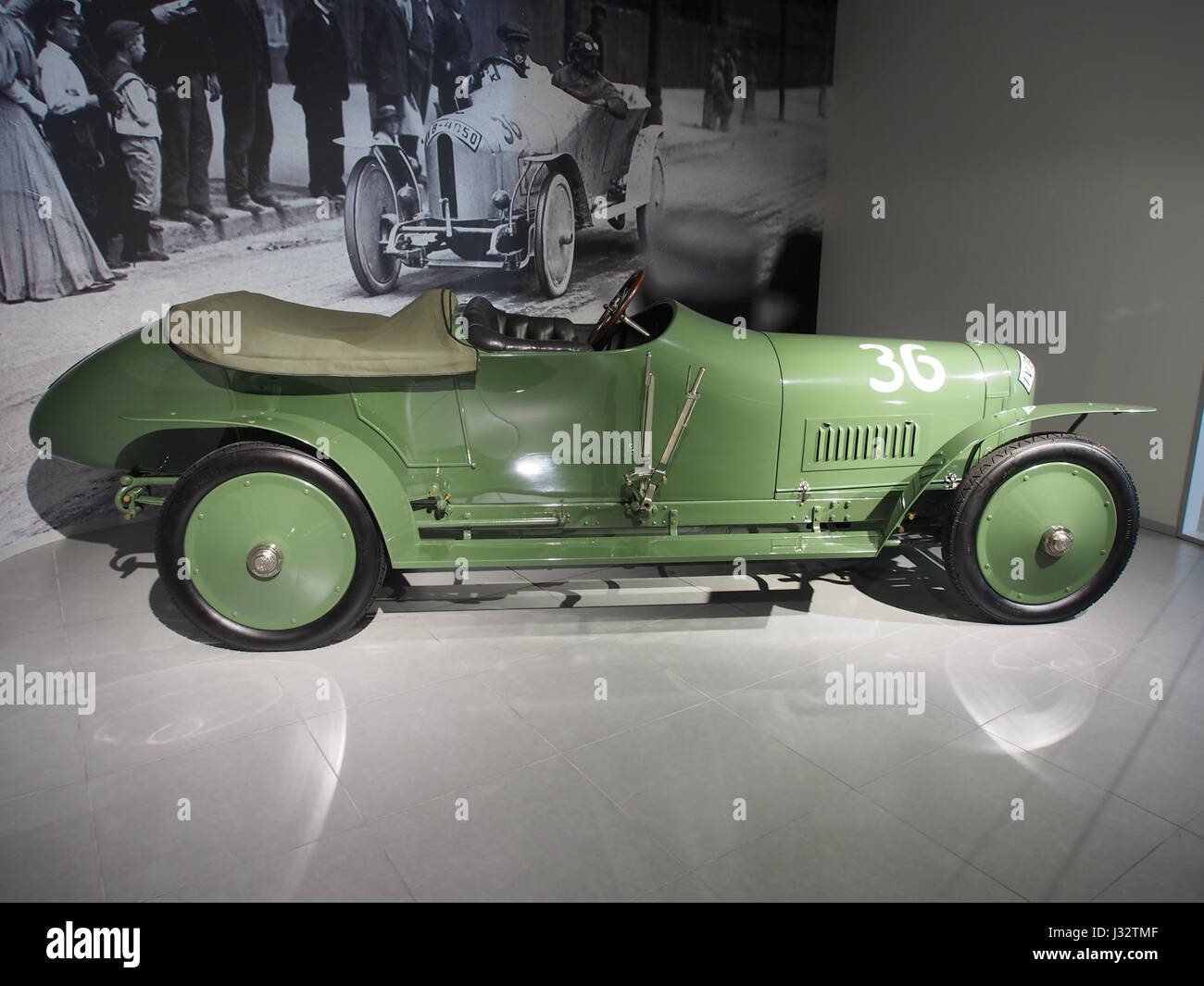 The 1910 Benz Prince Heinrich is an early automobile, notable for its 4 ...