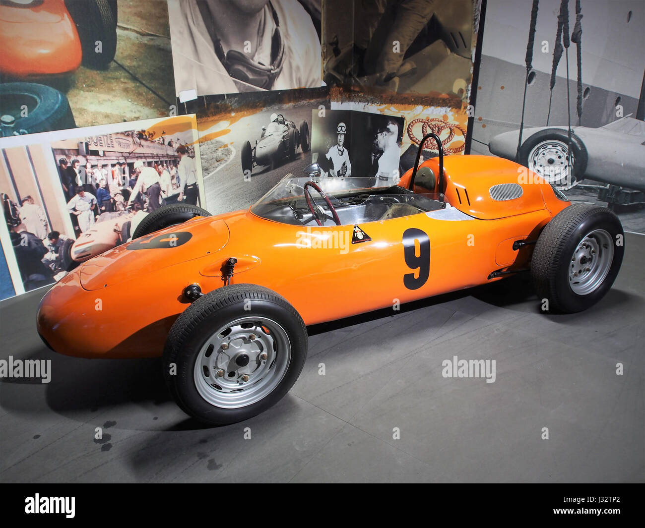 A photo of the 1960 Porsche 718/2 Formula II racing car, showcasing its ...