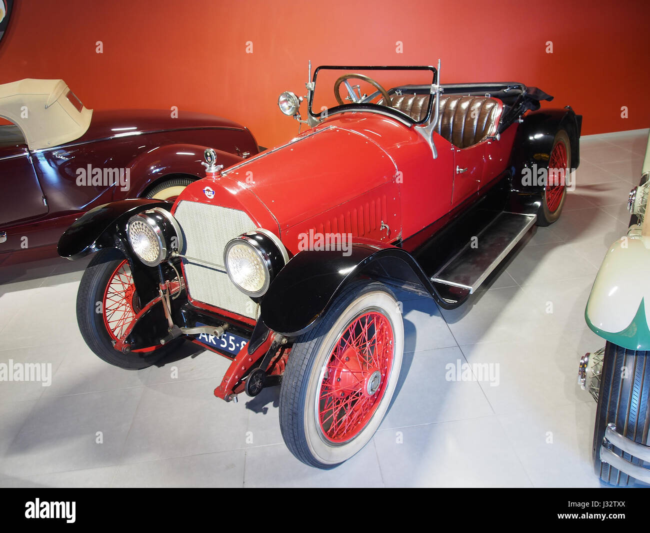 The 1920 Stutz Bearcat is a classic American automobile known for its ...