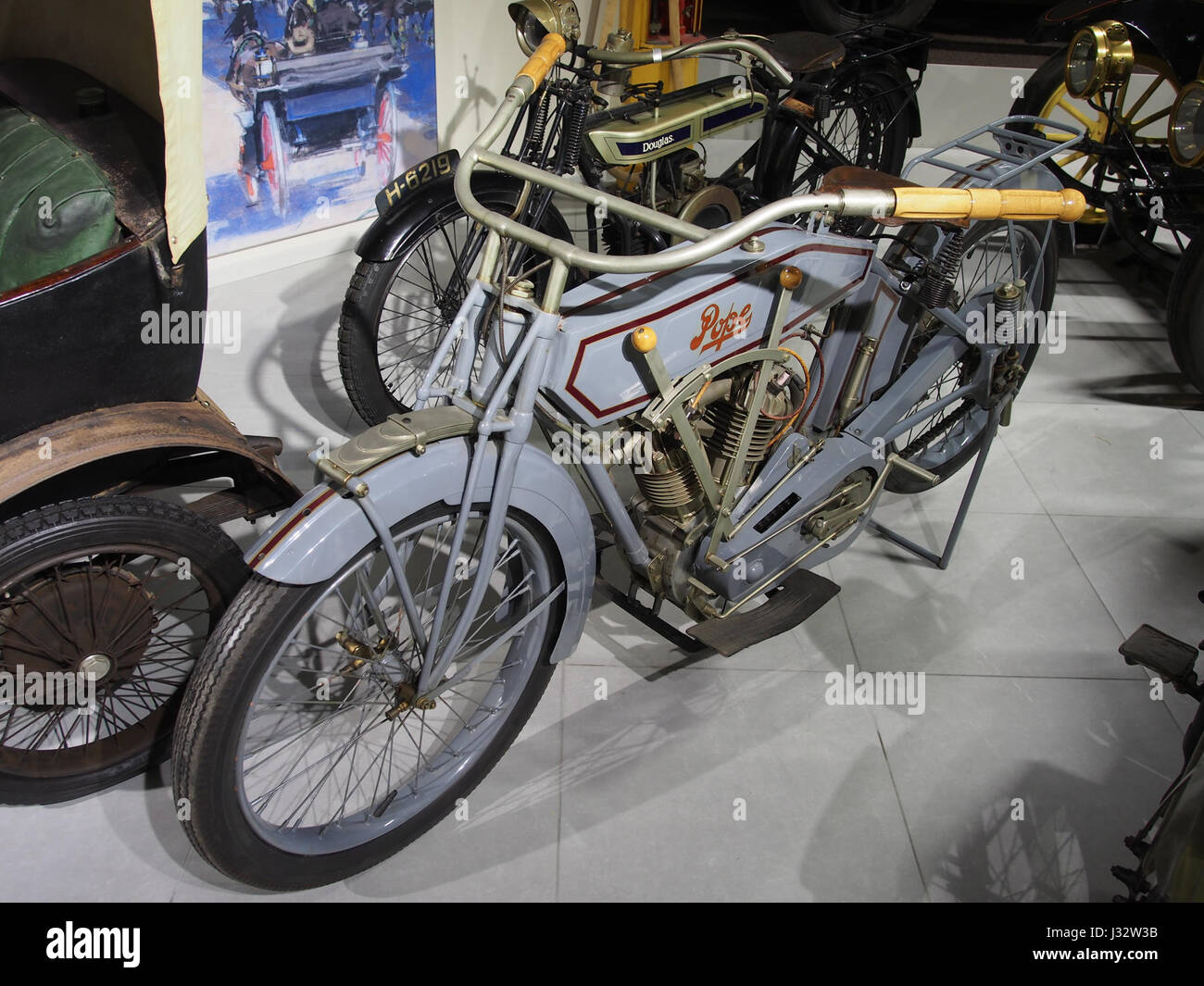 A photograph of the 1917 Pope V-twin 1000cc motorcycle, showcasing its ...