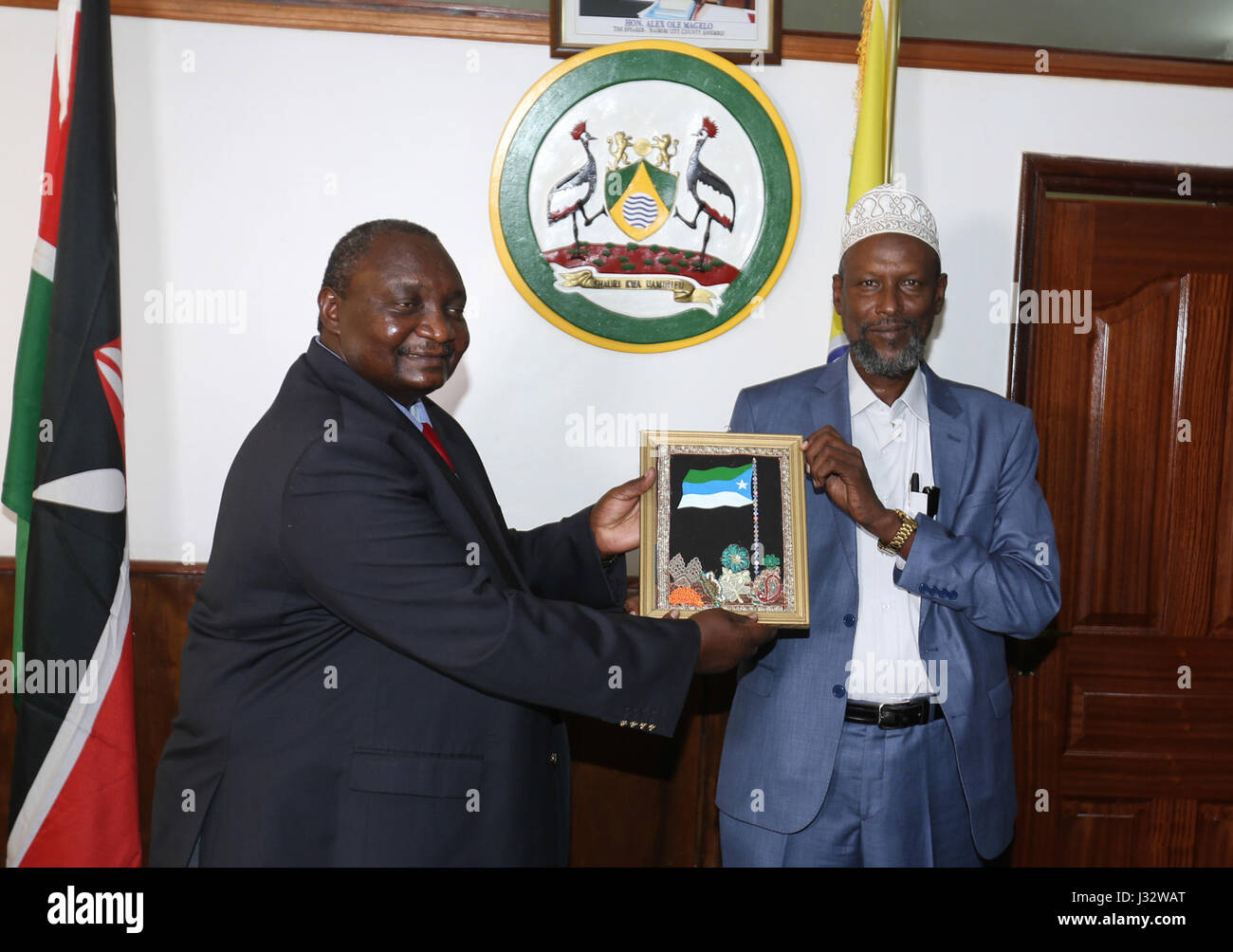 Somalia flag map hi-res stock photography and images - Alamy