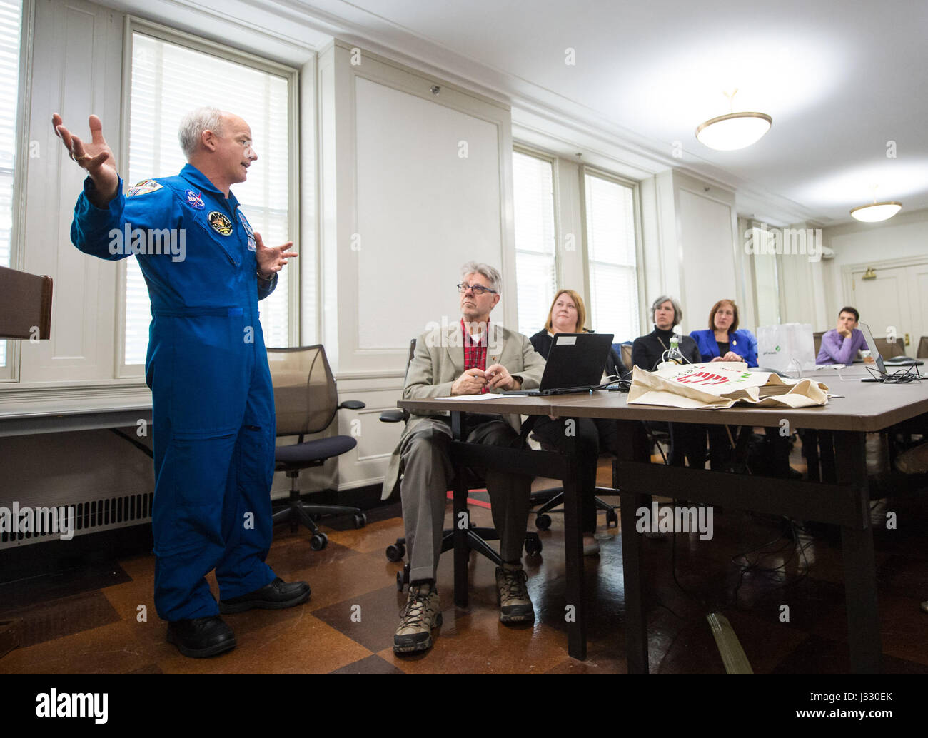 NASA astronaut Jeff Williams discusses his experiences aboard the ...