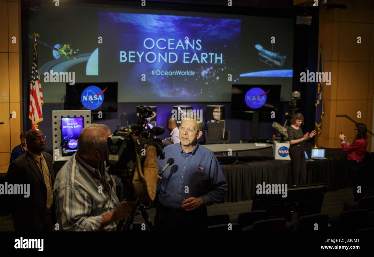 Jim Green, Director of NASA's Planetary Science Division, addresses the ...